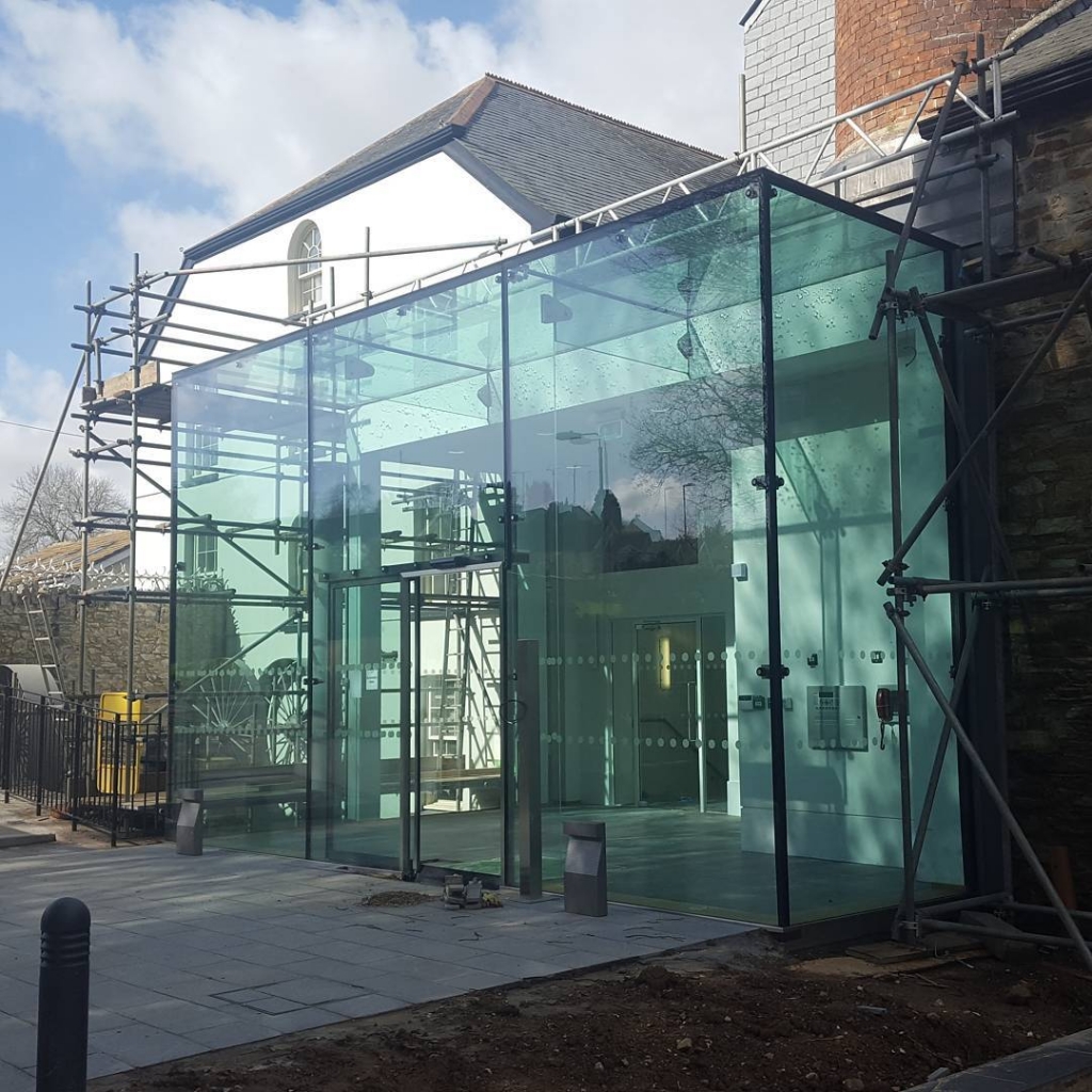 Veon Glass | Bespoke Structural Glass Solutions – A structural glass ...